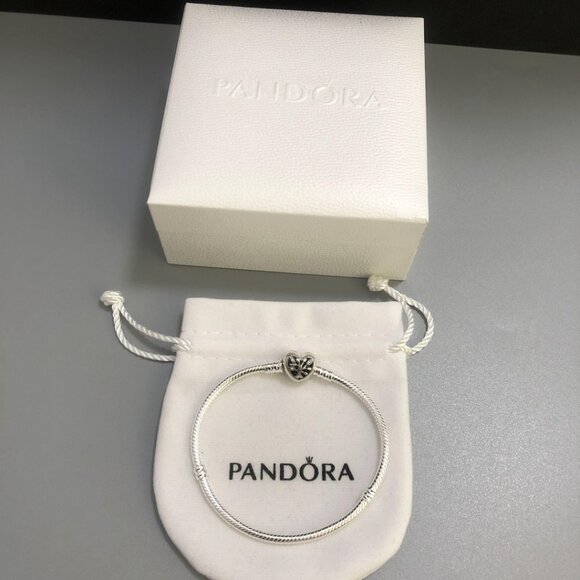 Pandora | Jewelry | Pandora Moments Family Tree Heart Clasp Snake Chain ...